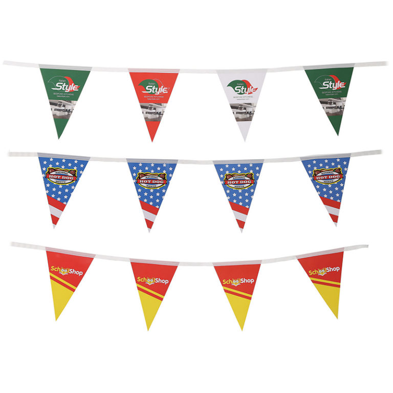 Triangular Outdoor Bunting - Redrok